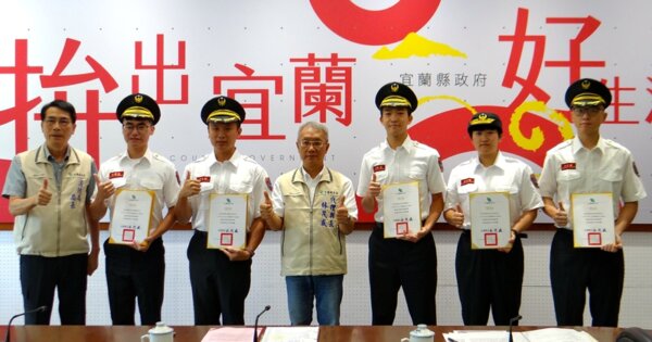 OHCA獲新生！宜蘭14位消防英雄受表揚 | 宜蘭新聞網